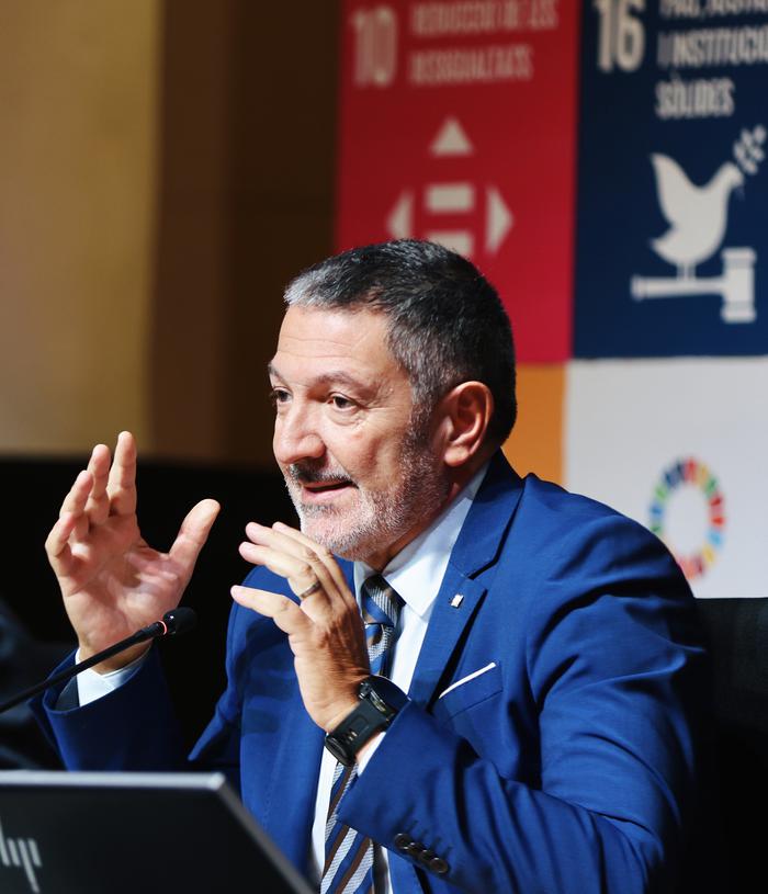 Conseller Sàmper: "Necessitem comptar amb to... - Govern.cat